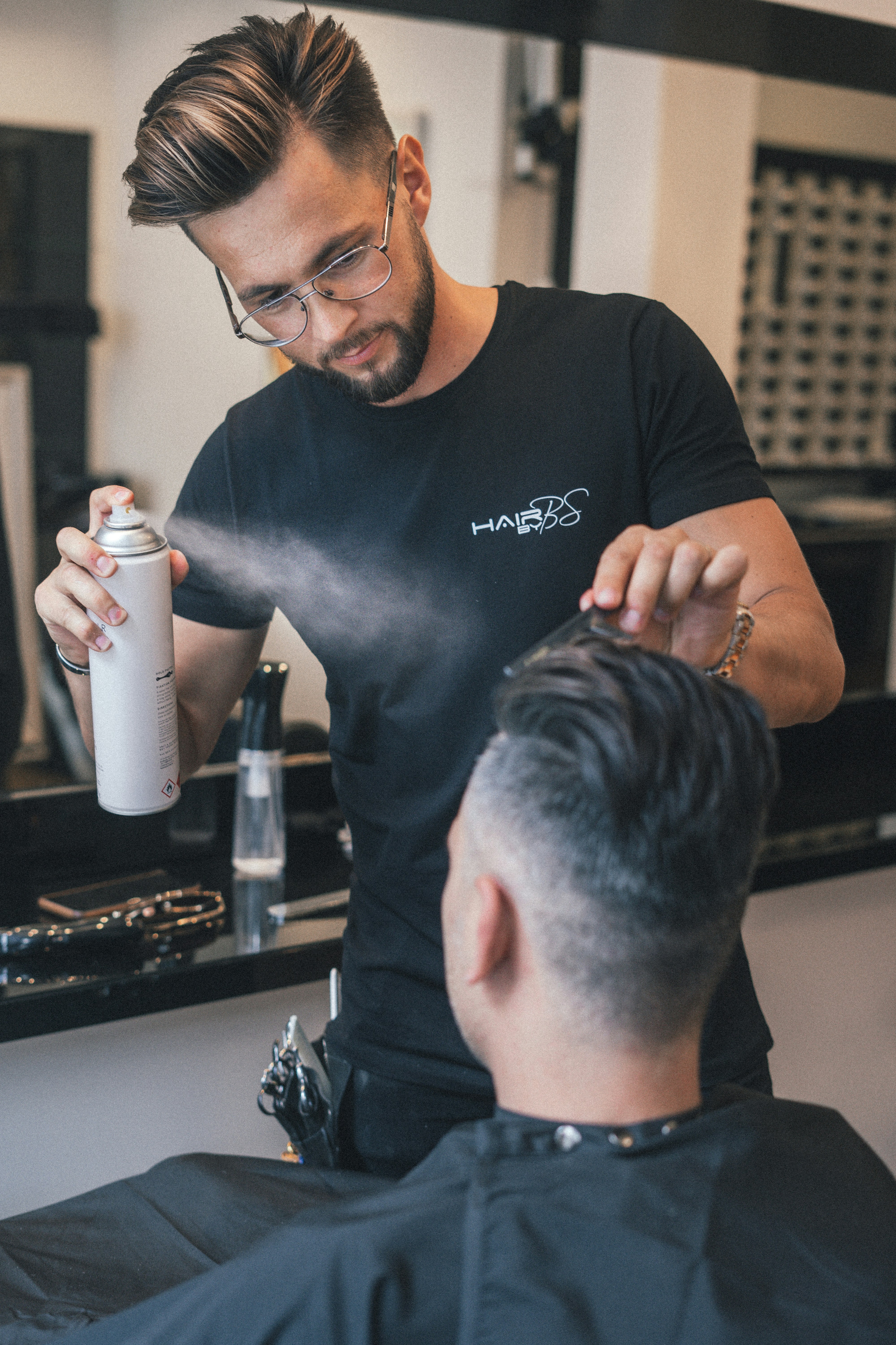 A new barbershop – Waite for it…